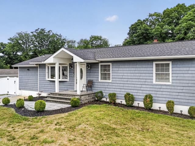 40 Woodside Drive