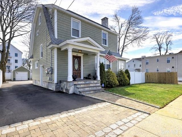 40 Yale St, Stratford, CT 06615