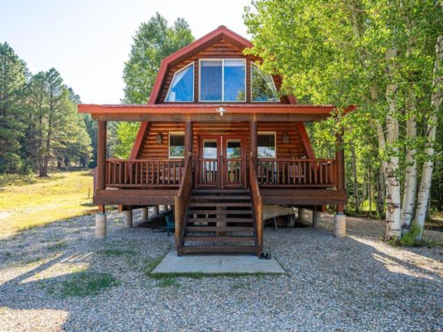 40 Apollo Trl, Duck Creek Village, UT 84762