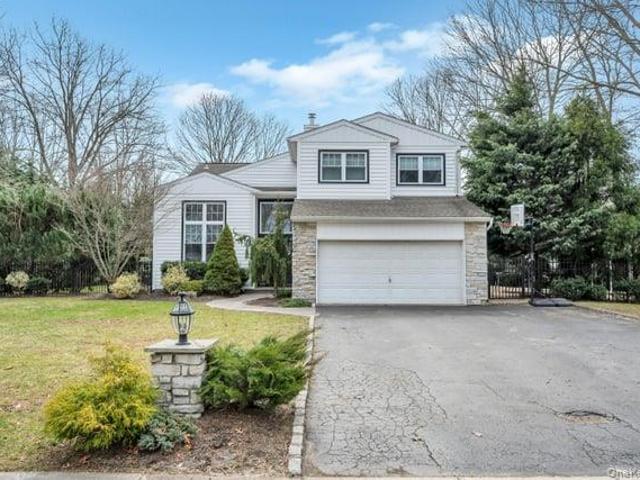 40 Arbor Field Way, Lake Grove, NY 11755 | MLS #961019 | Compass