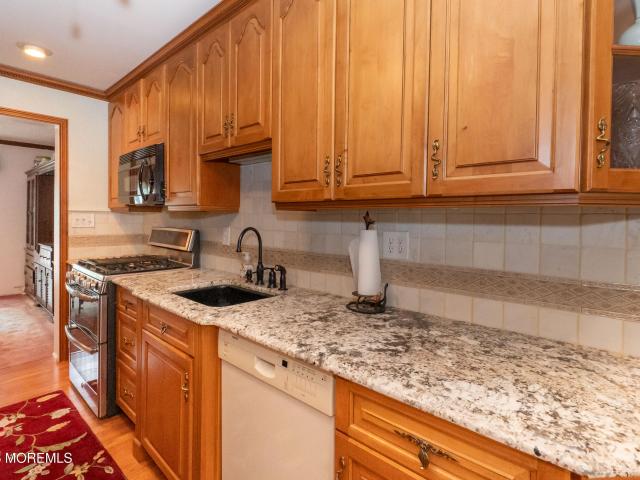 40 Atlantis Terrace