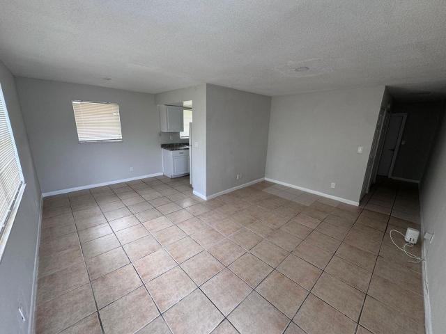 40 AVE 1885 2 Bedroom Apartment for Rent at 1885 40th Ave, Vero Beach, FL 32960