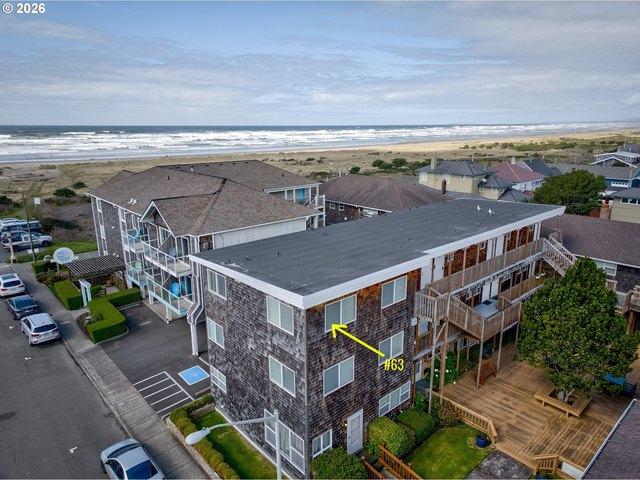 40 Avenue U Apt 63, Seaside, OR 97138