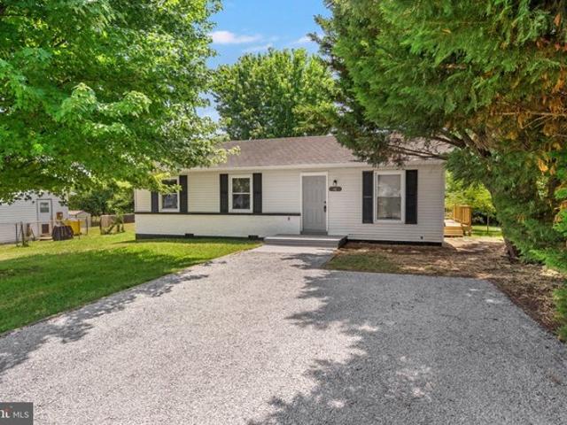 40 Beauregard Blvd, Charles Town, WV 25414