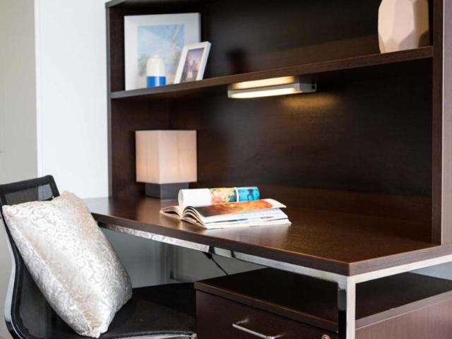 40 Bedroom Shared Living/roommate London London LS90560535