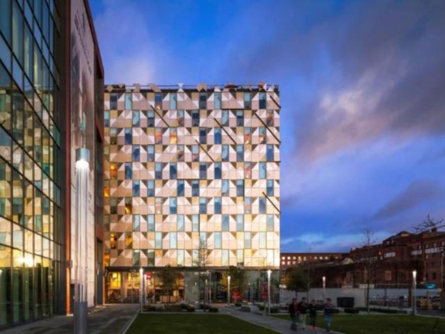 40 Bedroom Shared Living/roommate Manchester Manchester 90561401