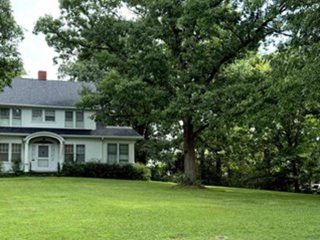40 Beechwood Rd, Fort Mitchell, KY 41017