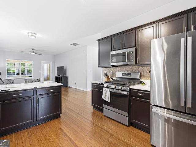 40 Bellerive Lane