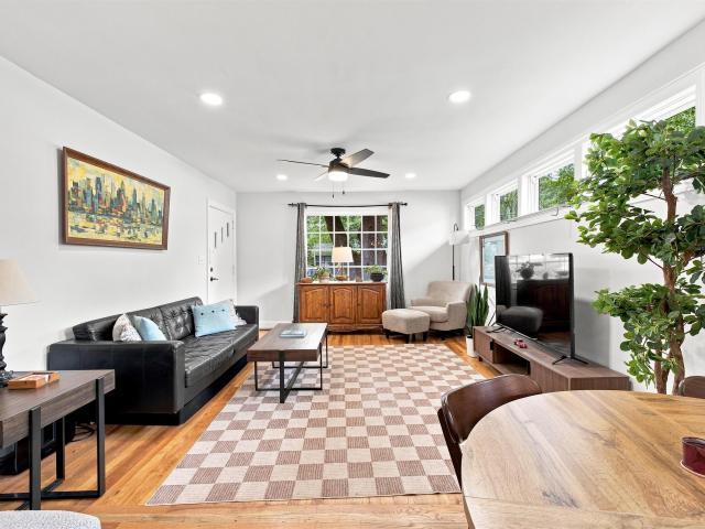 40 Blythewood Drive