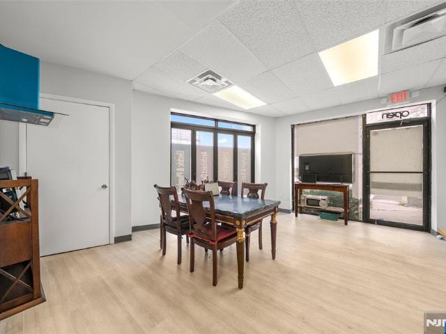 40 Broad Avenue # 2 FL