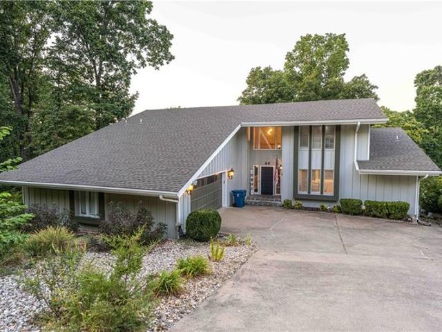 40 Branchwood Dr, Bella Vista, AR 72715