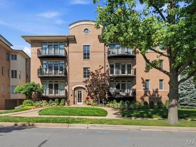 40 Brighton Way Apt 1S, Clayton, MO 63105