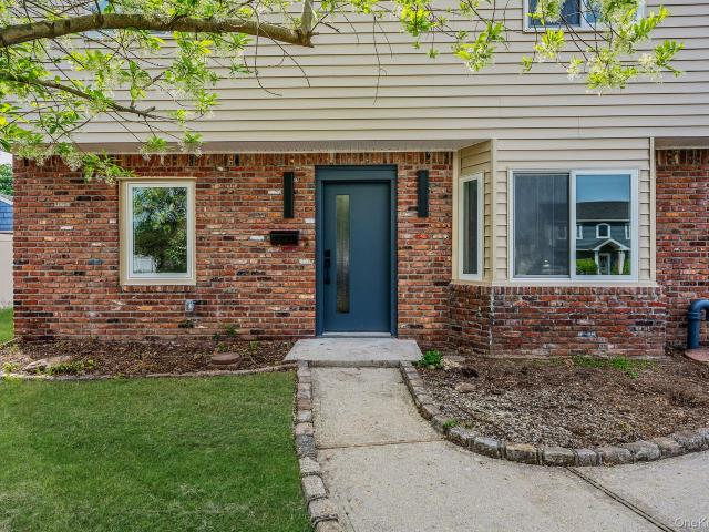 40 Buttercup Lane