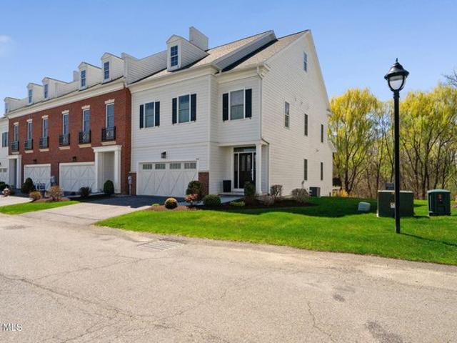40 Cambridge Way, Latham, NY 12110