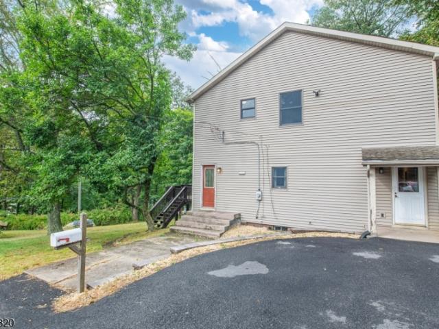 40 Castle Rock Rd