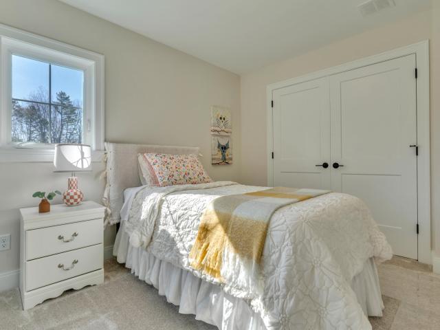 40 Cascade Cir, Unit 33, Kennebunk, ME 04043 | MLS #1656