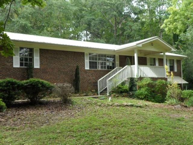 40 Champion Dr, Gadsden, AL 35904