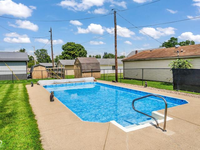 40 Circle Drive