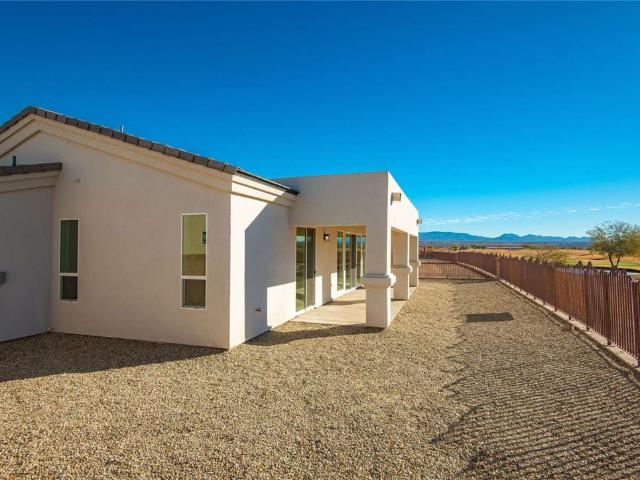 40 Cypress Pt Dr, Mohave Valley, AZ 86440 | MLS #033962