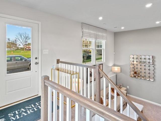 40 Democracy Mews, Ranson, WV 25438