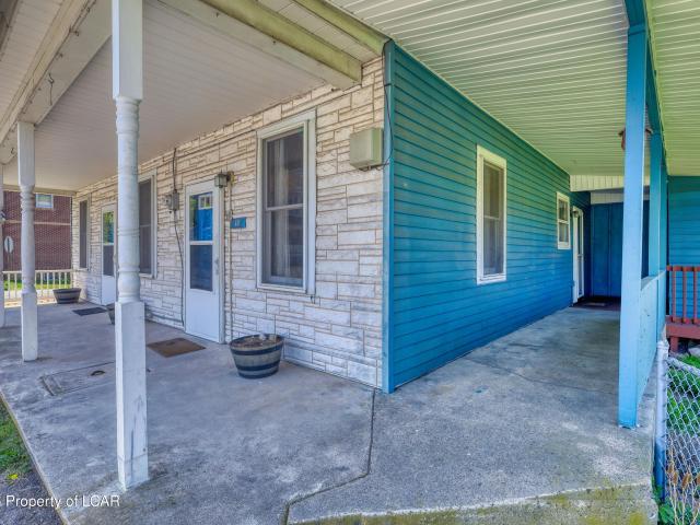 40 Derringer Street