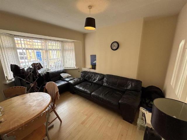 40 Dunluce Avenue, Lisburn Road, Belfast, BT9 7AY