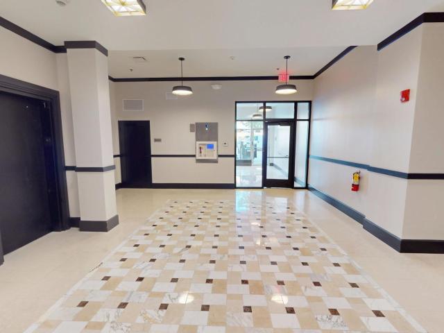 40 DuPage Court # 503