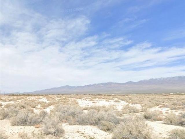 40 E Bonita Ave, Pahrump, NV 89060