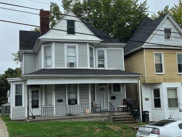 40 E Hallam Ave, Washington, PA 15301