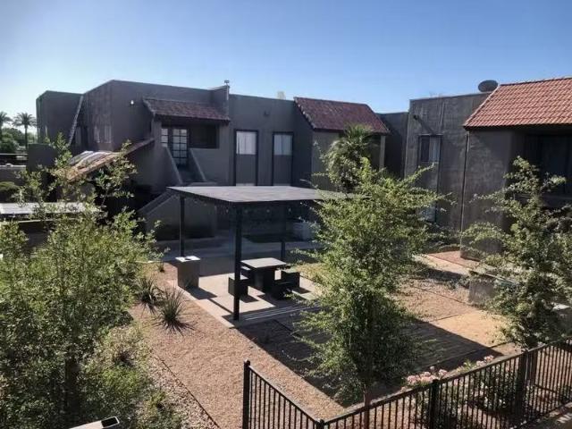40 E Sunland Ave 130 Apex on Central