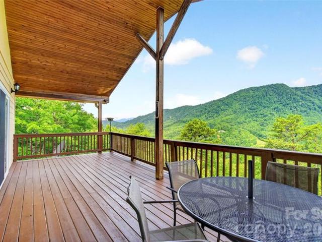 40 E Valley View Dr, Marion, NC 28752