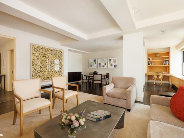 40 E 61ST Street 8A