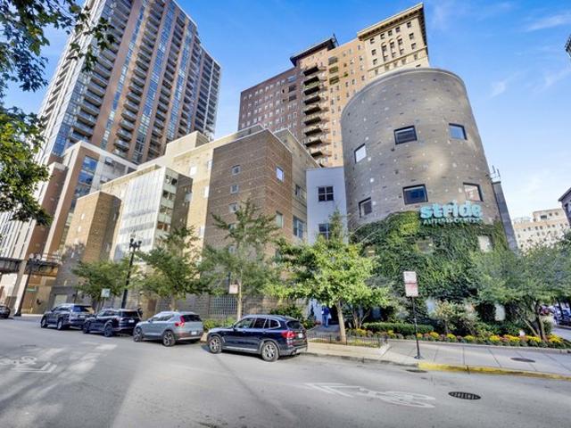 40 E 9th St Apt 1416, Chicago, IL 60605