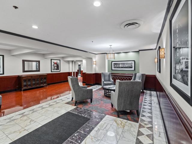 40 E 9th Street # 1907