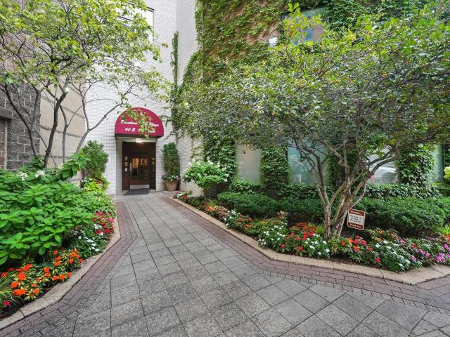 40 E 9TH Street # 710