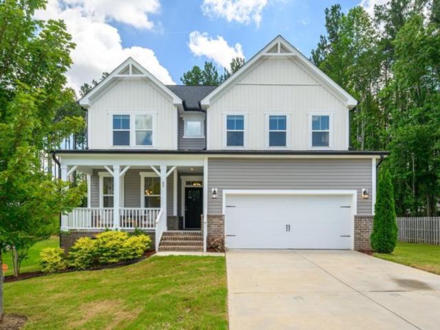 40 Echo Canyon Dr, Clayton, NC 27527