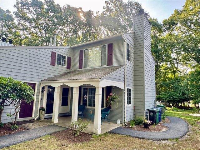 40 Eagle Run Unit D, Warwick, RI 02818