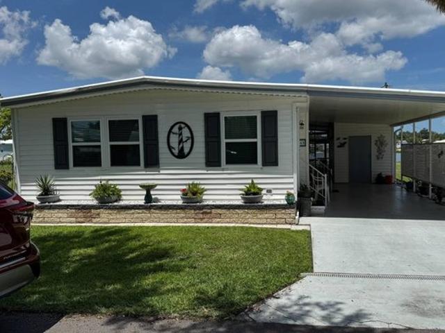 40 East Rd, Palmetto, FL 34221