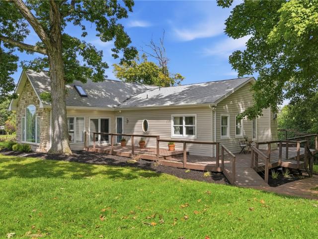 40 Everly Ln