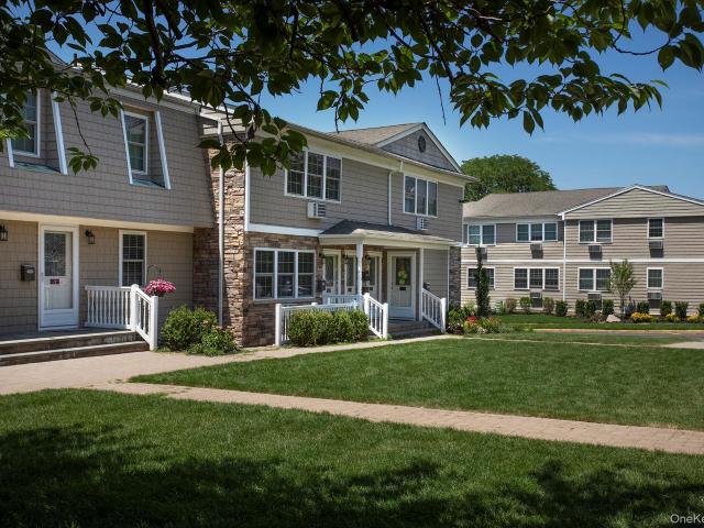 40 Fairfield Way DE12