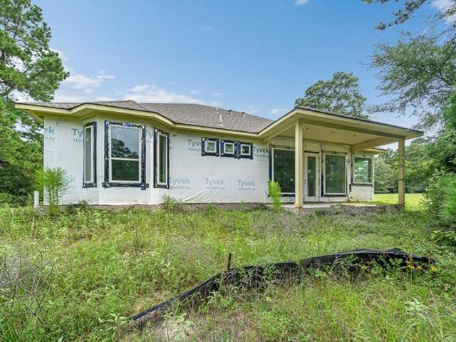 40 Fairway Dr, Trinity, TX 75862