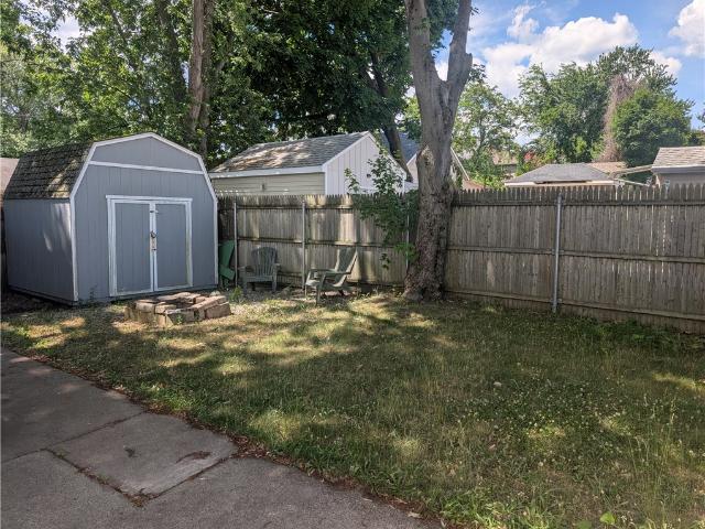 40 Fairview Avenue
