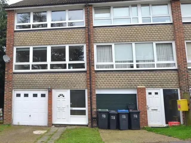 40 Fitzroy Gardens, London, SE19 2NP, United Kingdom | 4 bed house for rent #168061068 | Rentberry