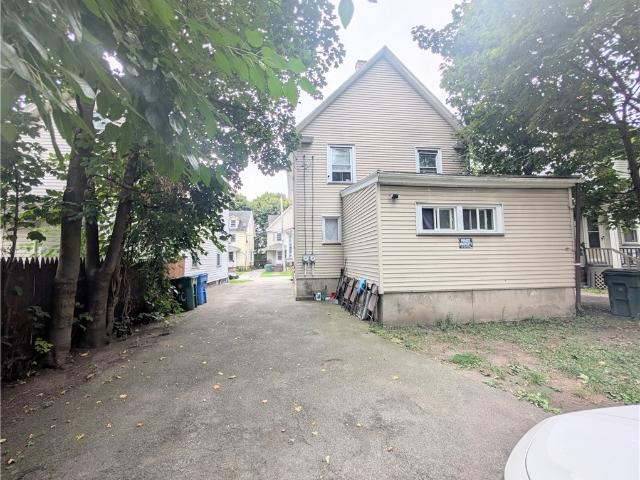 40 Forester St