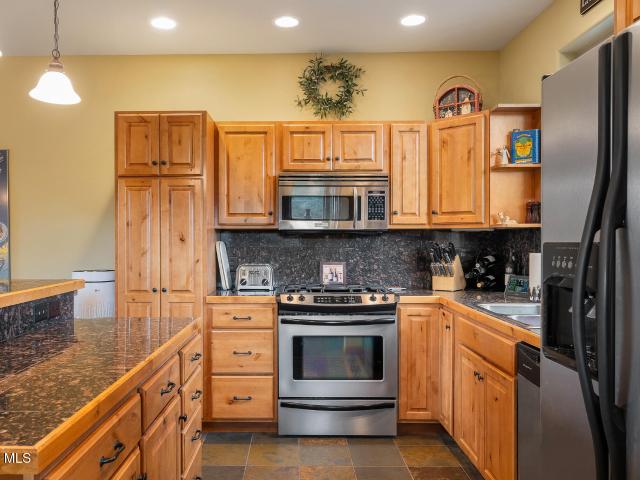 40 Gcr 8500, Unit E3, Fraser, CO 80442 | MLS #25 893 | Compass