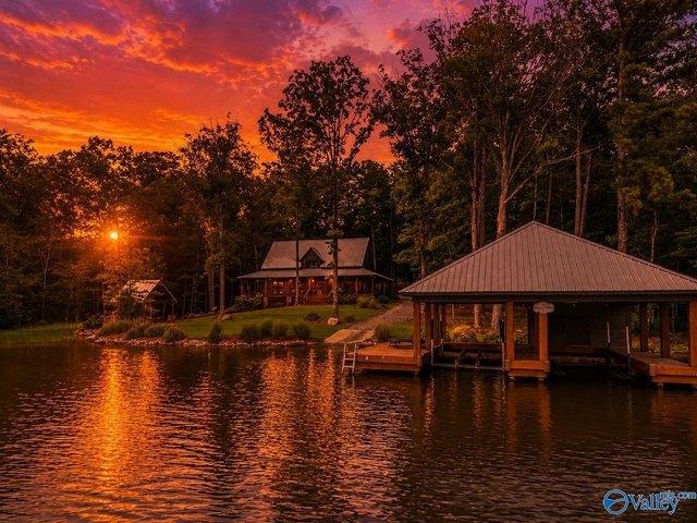 40 Gibson Cove Dr, Ashville, AL 35953