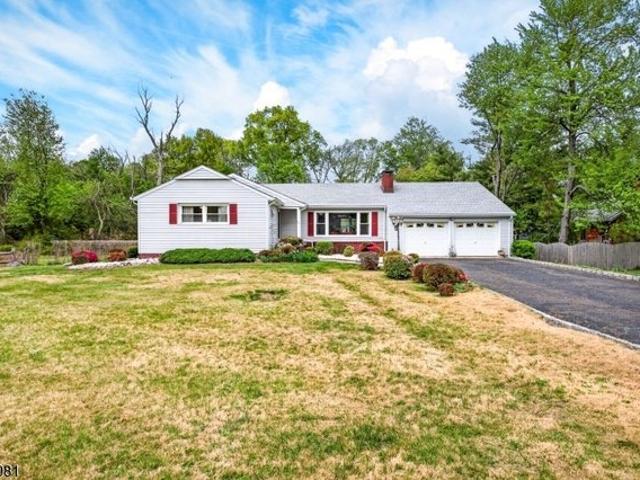40 Grove St, Piscataway Twp, NJ 08854