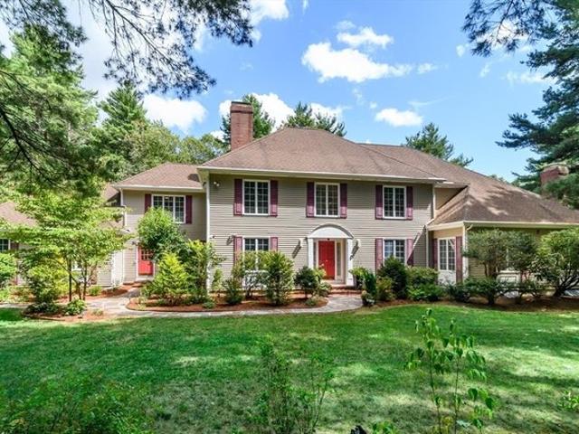 40 Grand Hill Dr, Dover, MA 02030