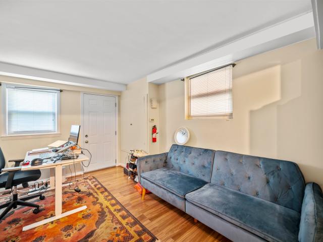 40 Hauxhurst Ave # 1