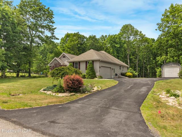 40 Hemlock Drive